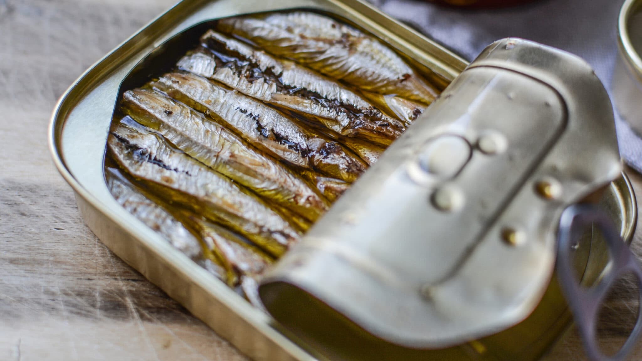 Kieler Sprotten in Eckernförde essen | mitabstand.sh